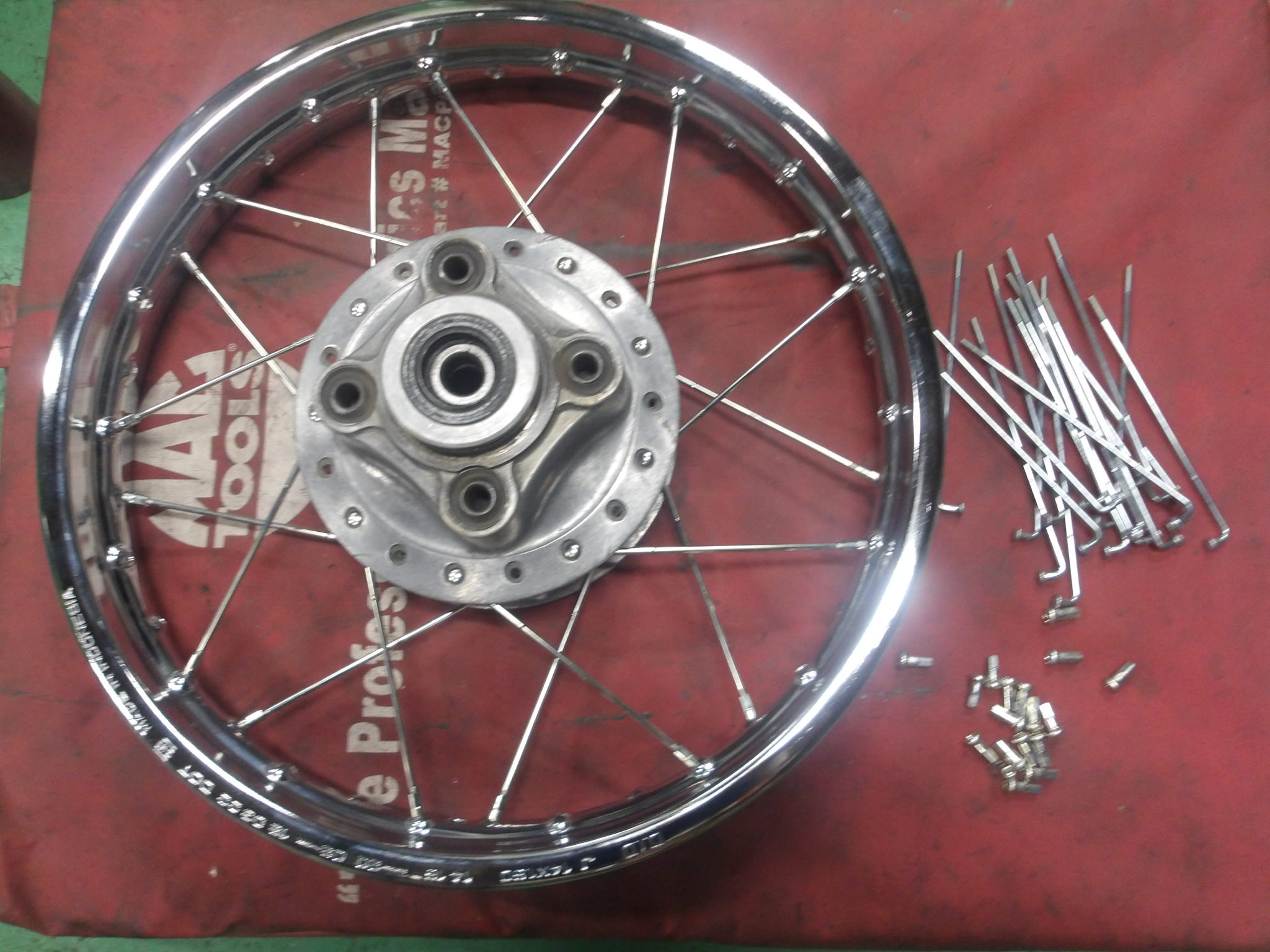 マイティーDAX90のレストア依頼 15 リアホイール: レストアくんのブログ