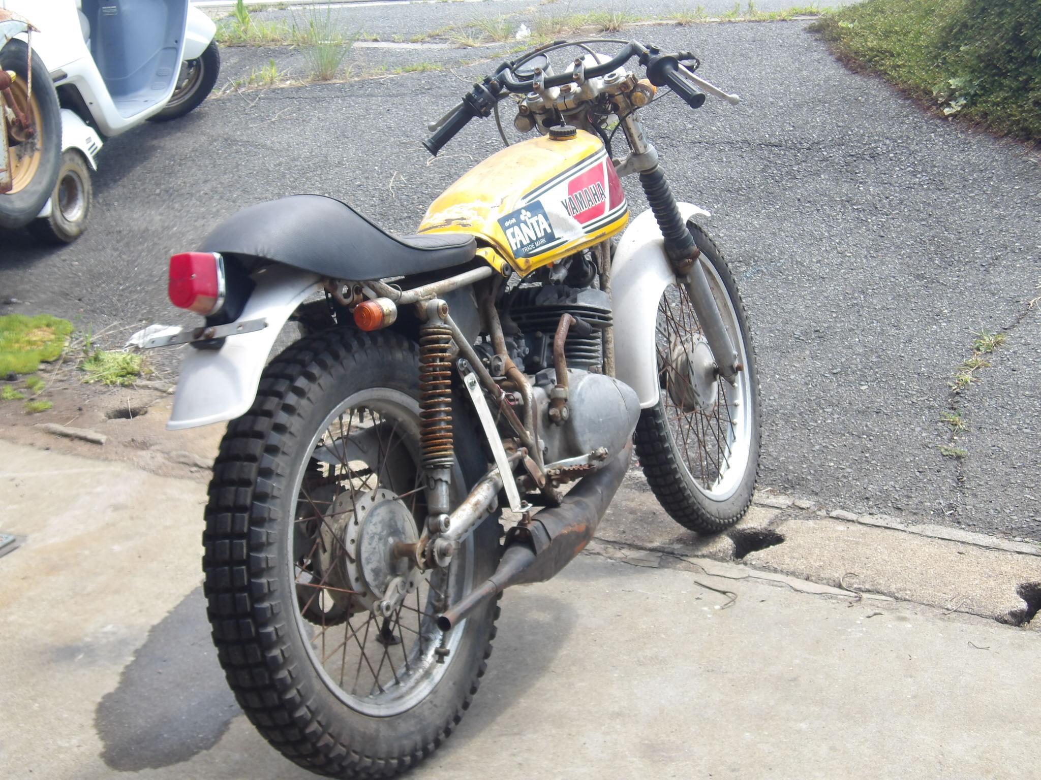 TY250カスタムベース車 1: レストアくんのブログ