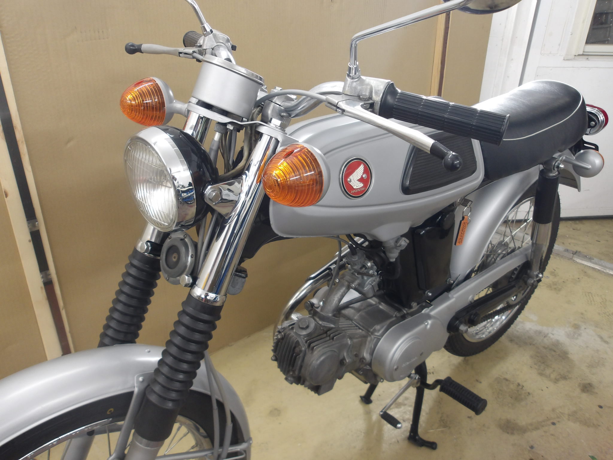 SS50の整備 30 納車準備: レストアくんのブログ